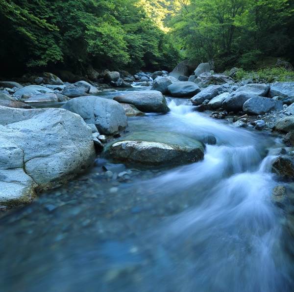 Quantifying, managing and communicating the differences in storm ...