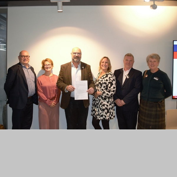 UKWIR Signs UK Water Partnership’s Concrete Commitment to Improve ...